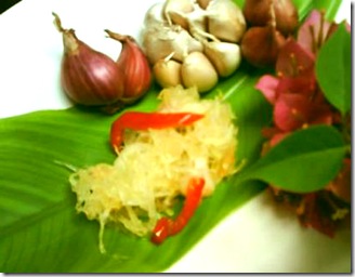 Filipino Food Feast: Atsara (Pickled Green Papaya)